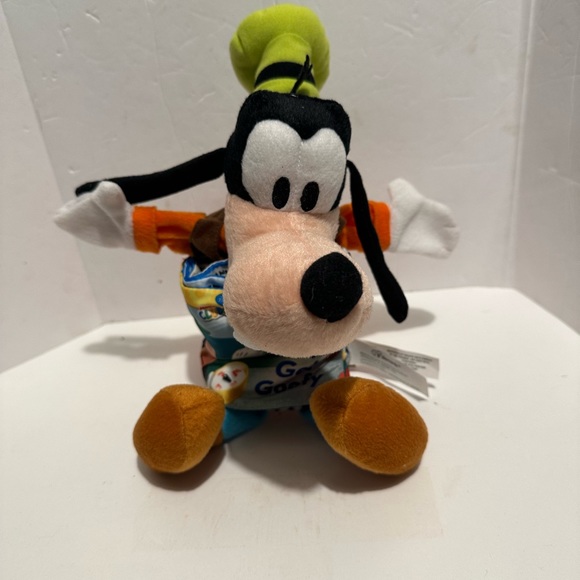 Disney | Toys | Disney Goofy Puppet Soft Book Plush Stuffed Animal ...